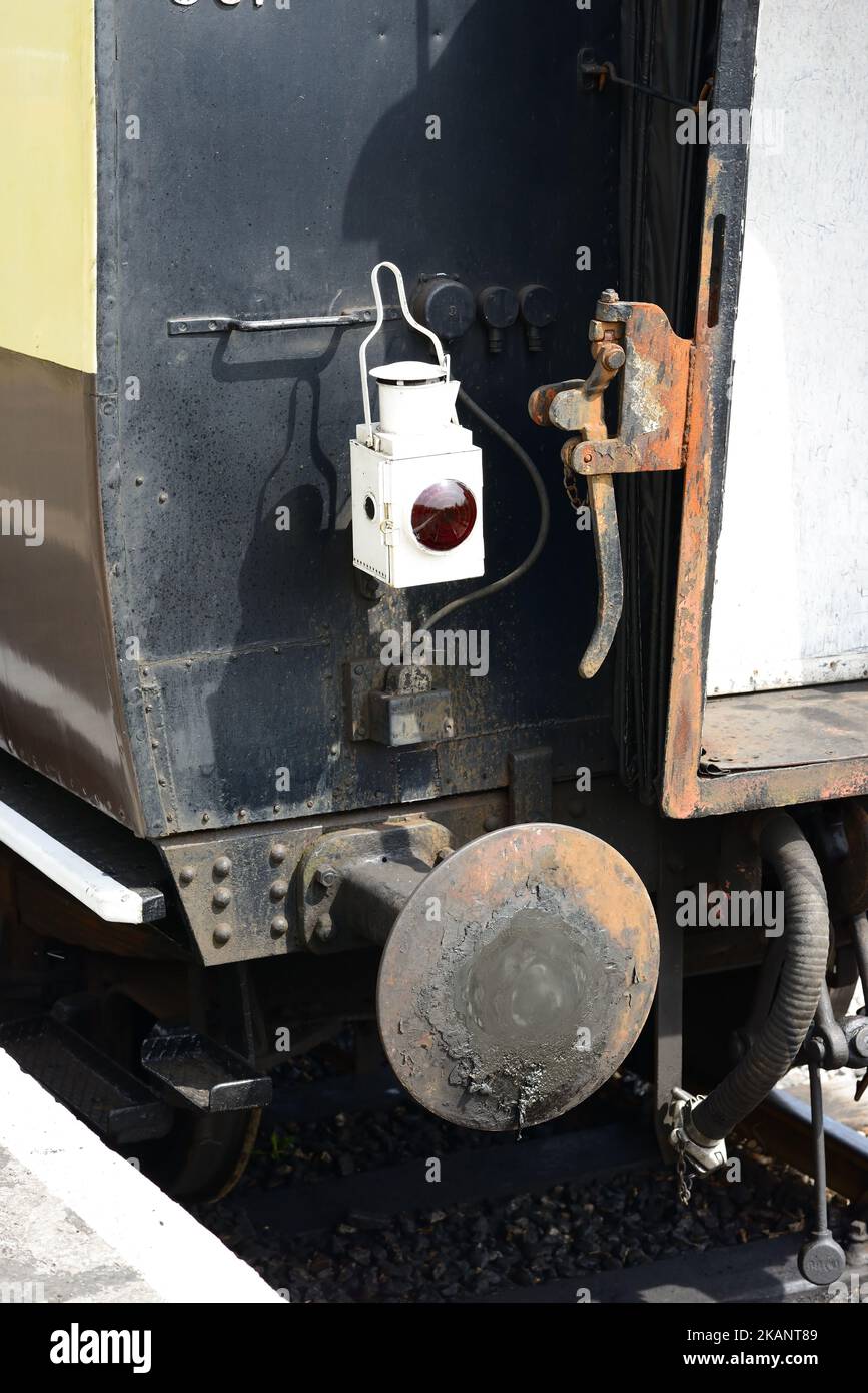 Trains coach hi-res stock photography and images - Alamy