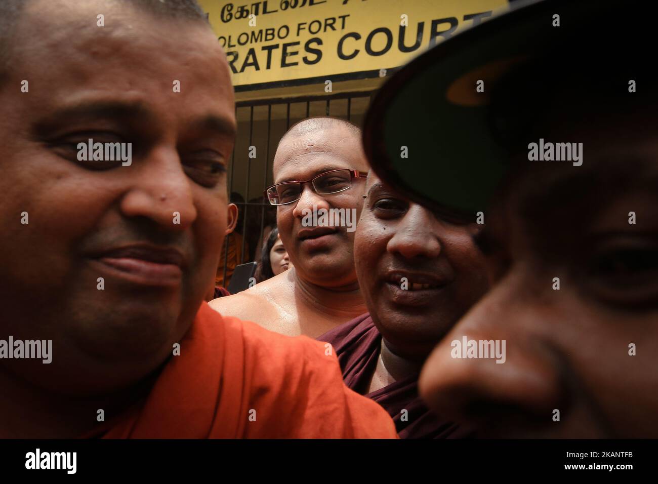 Sri lankan buddhist monk colombo hi-res stock photography and images ...
