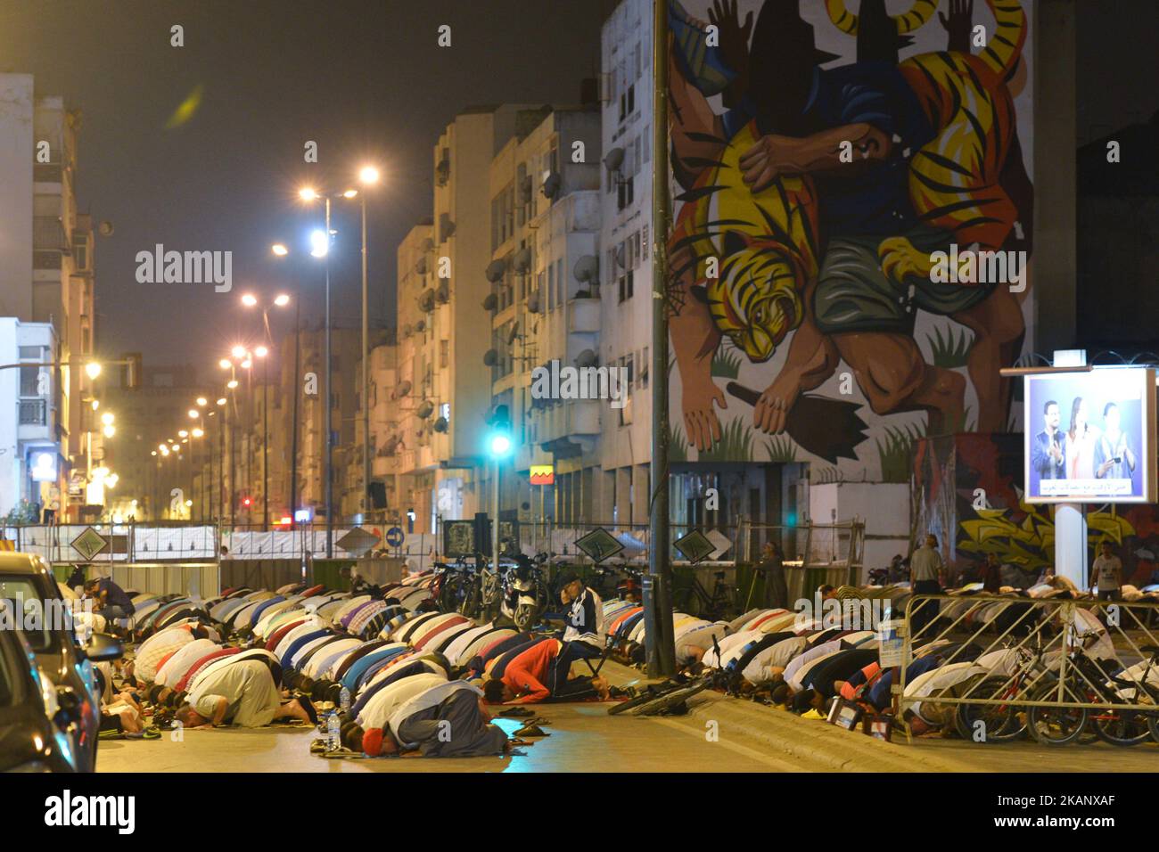 Moroccan routine hi-res stock photography and images - Alamy