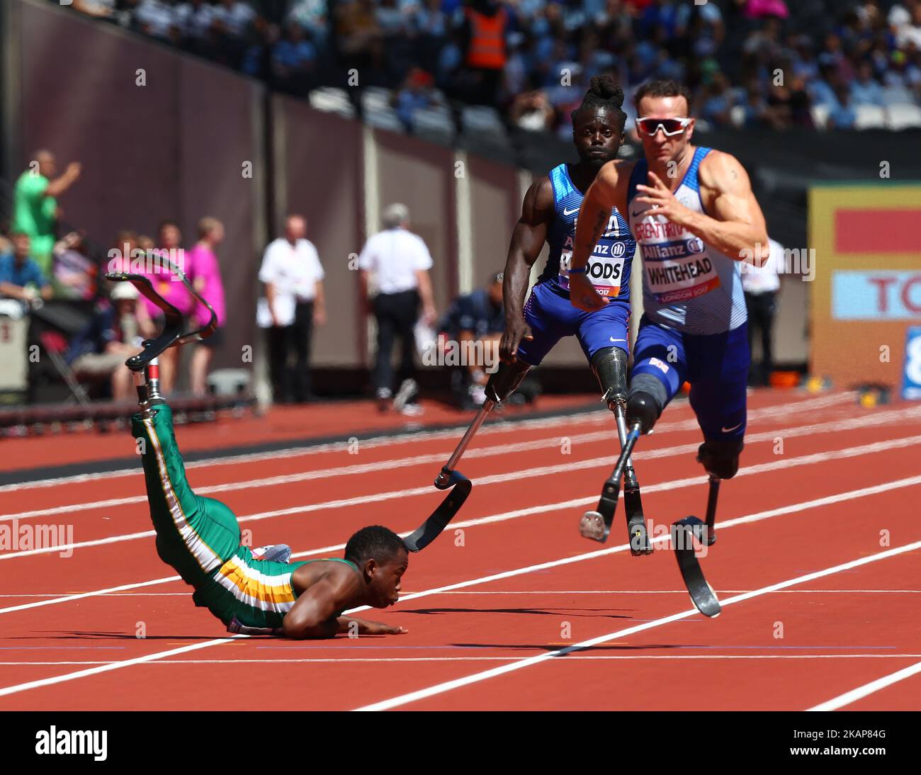 Richard whitehead ntando mahlangu hi-res stock photography and images ...