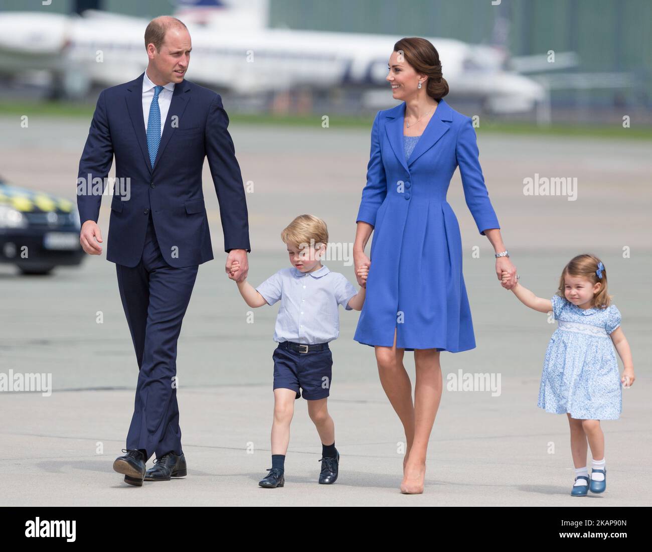 Royal highness prince george of cambridge hi-res stock photography and ...