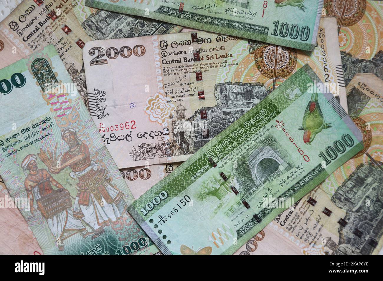 Sri lankan currency notes hi-res stock photography and images - Alamy