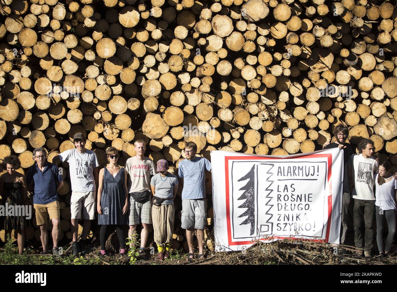 Disepear hi-res stock photography and images - Alamy