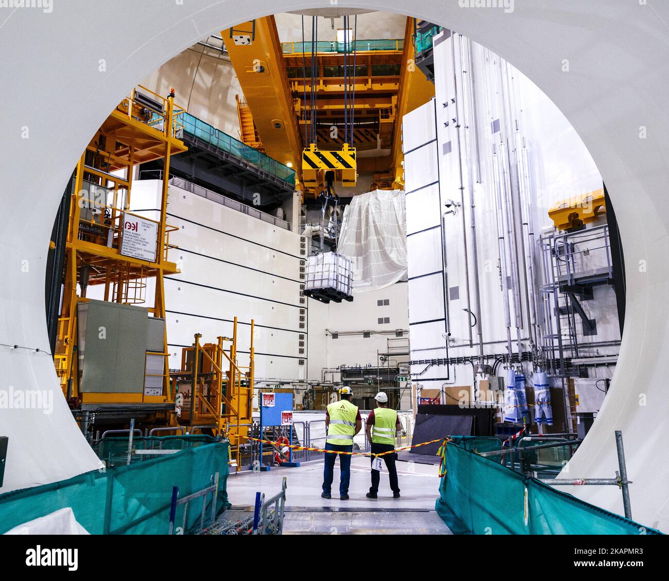 Nuclear reactor chamber hi-res stock photography and images - Alamy