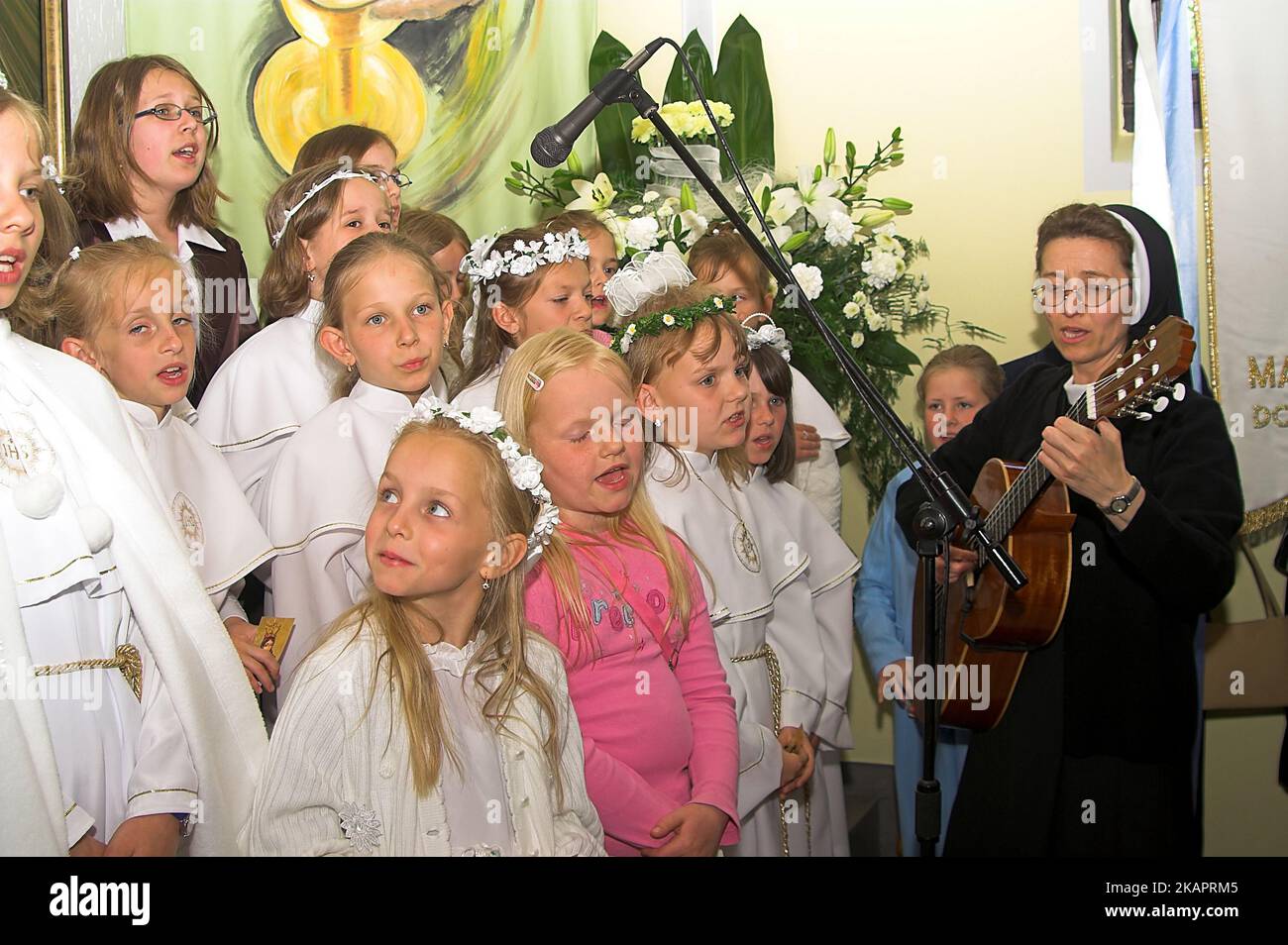 Niños de coro hi-res stock photography and images - Alamy