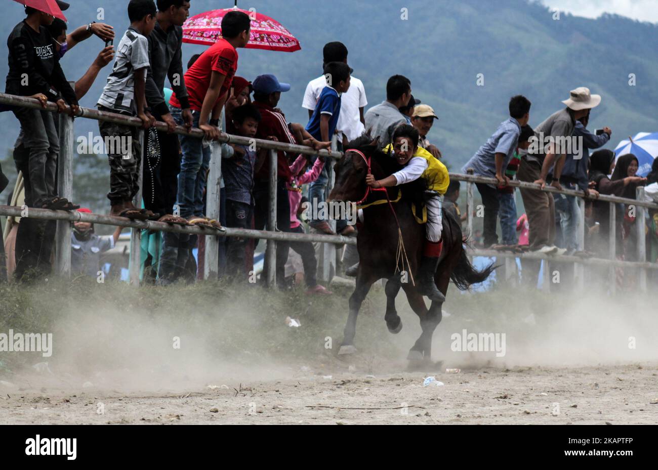 Gayo people hi-res stock photography and images - Alamy