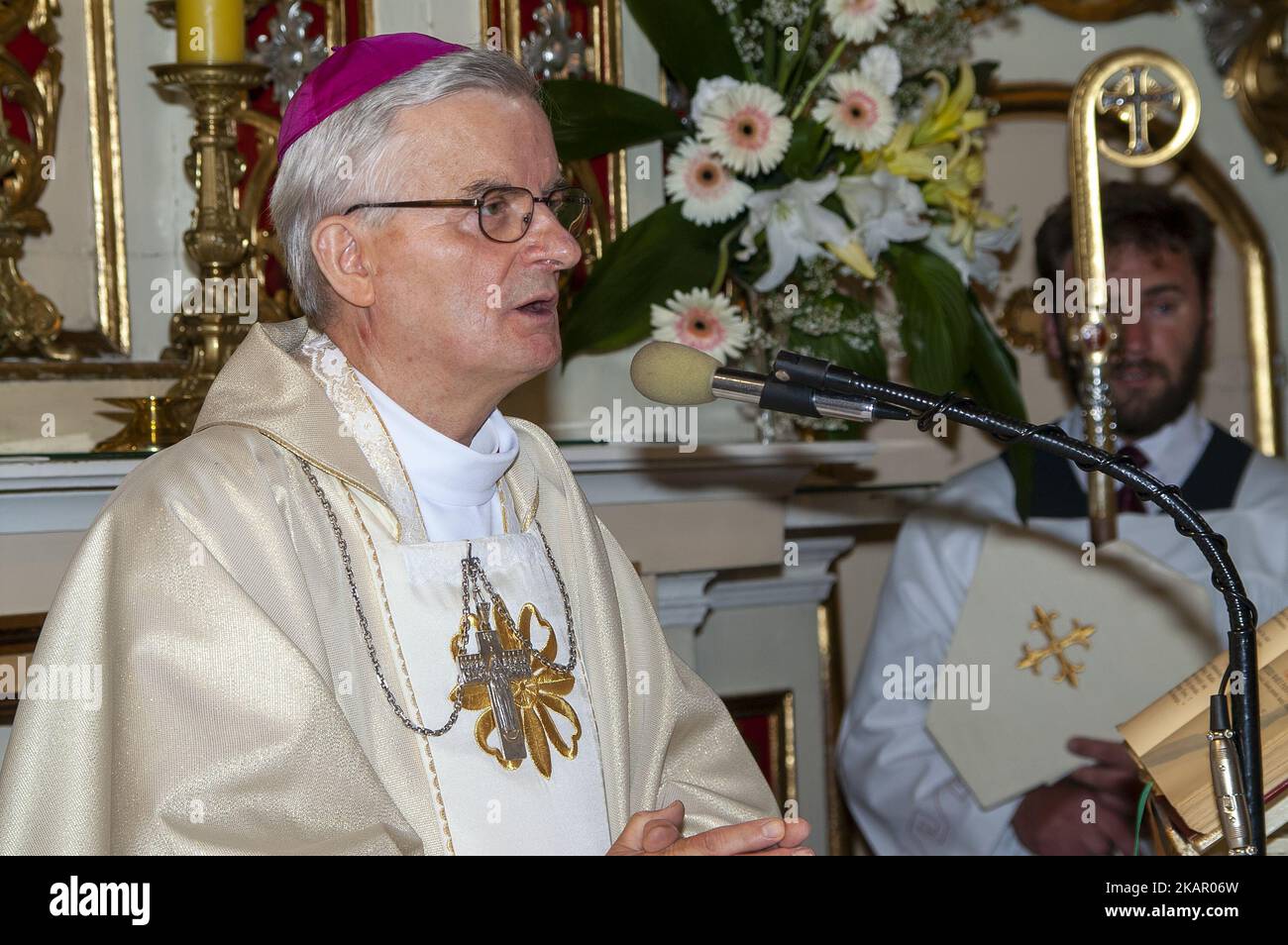 Polska, Poland, Polen; Portrait - Bishop Teofil Wilski in mass ...