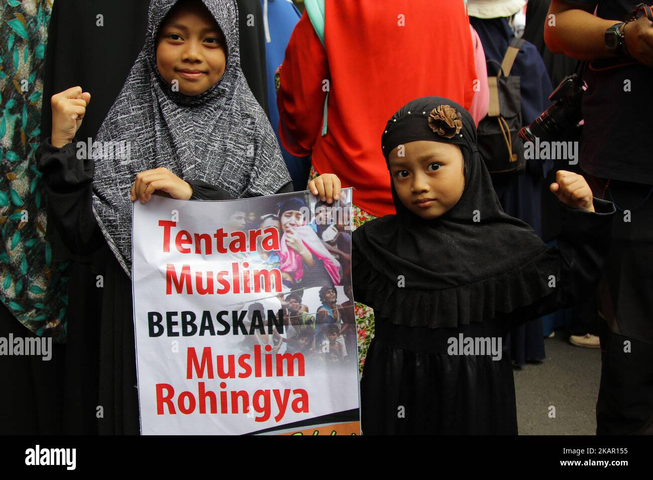 Indonesian Muslim activists who are members of the Muslim Friends of ...