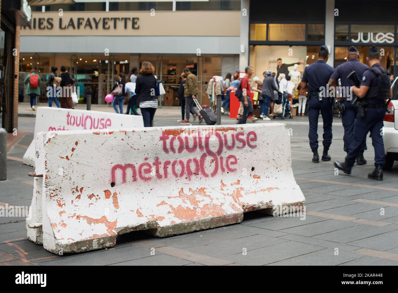 For the 'Big Liquidation Sale', French town of Toulouse beef up ...