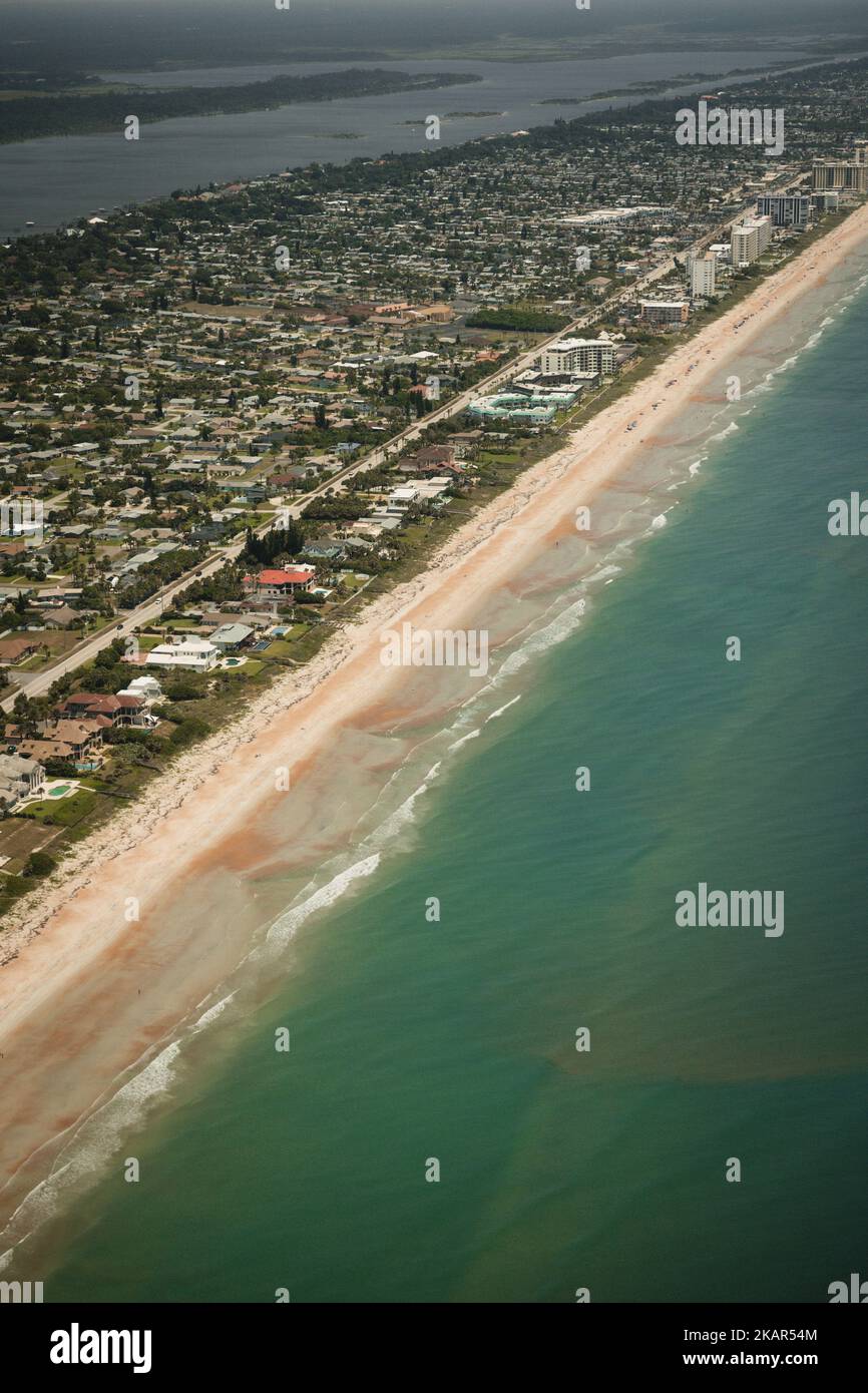 Florida ormond beach by the sea water hi-res stock photography and ...