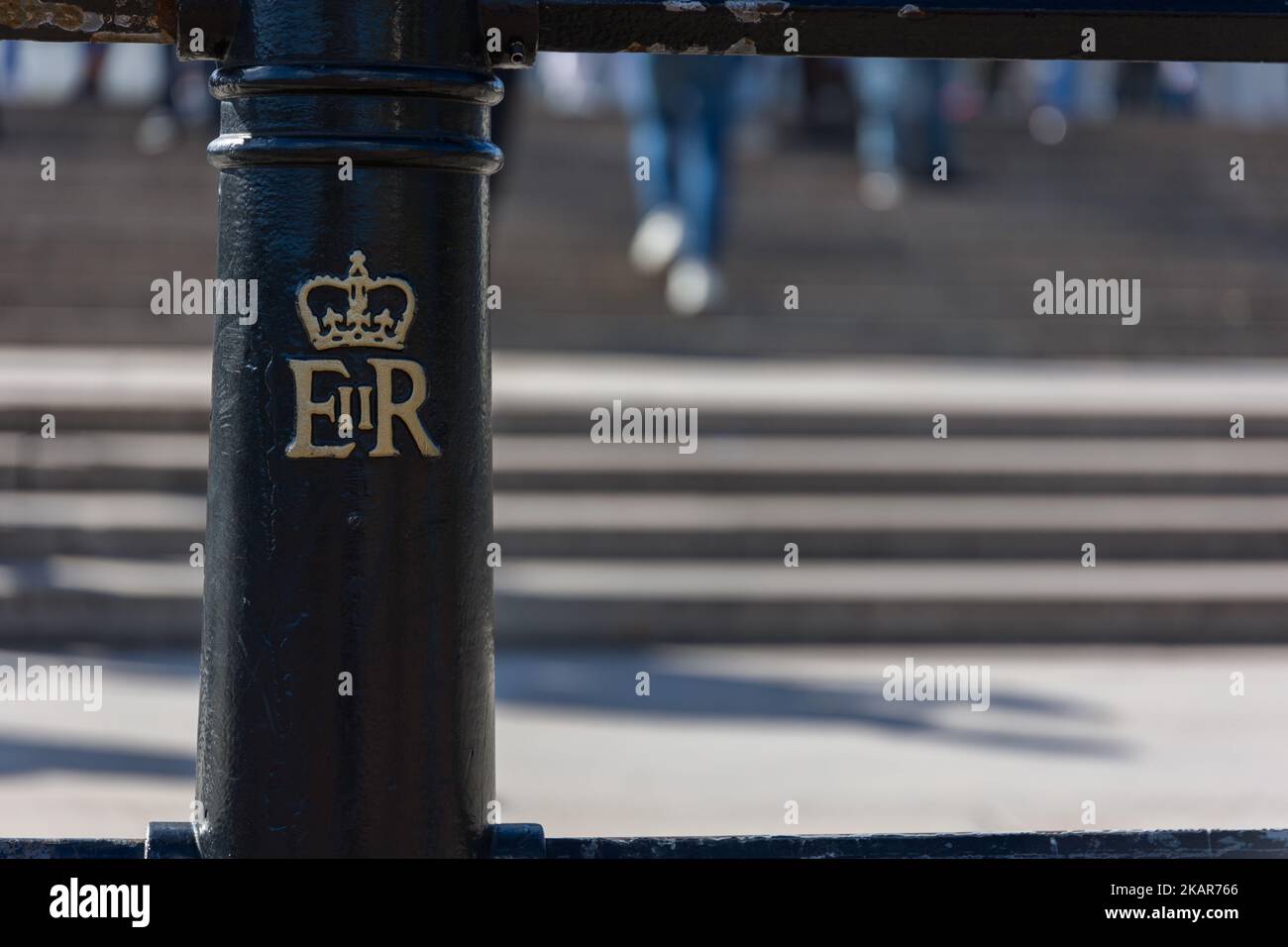 Royal cypher hi-res stock photography and images - Alamy