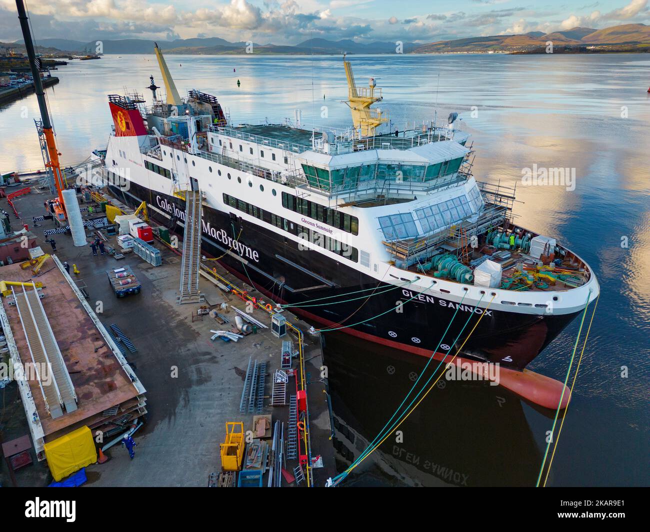 Mv glen sannox ferry hi-res stock photography and images - Alamy