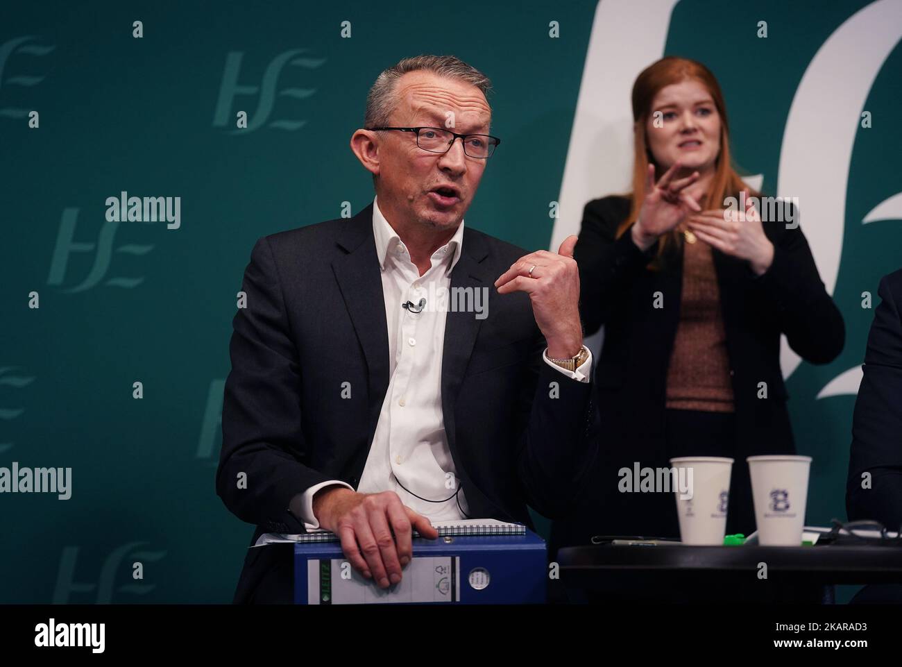 Hse officer hi-res stock photography and images - Alamy