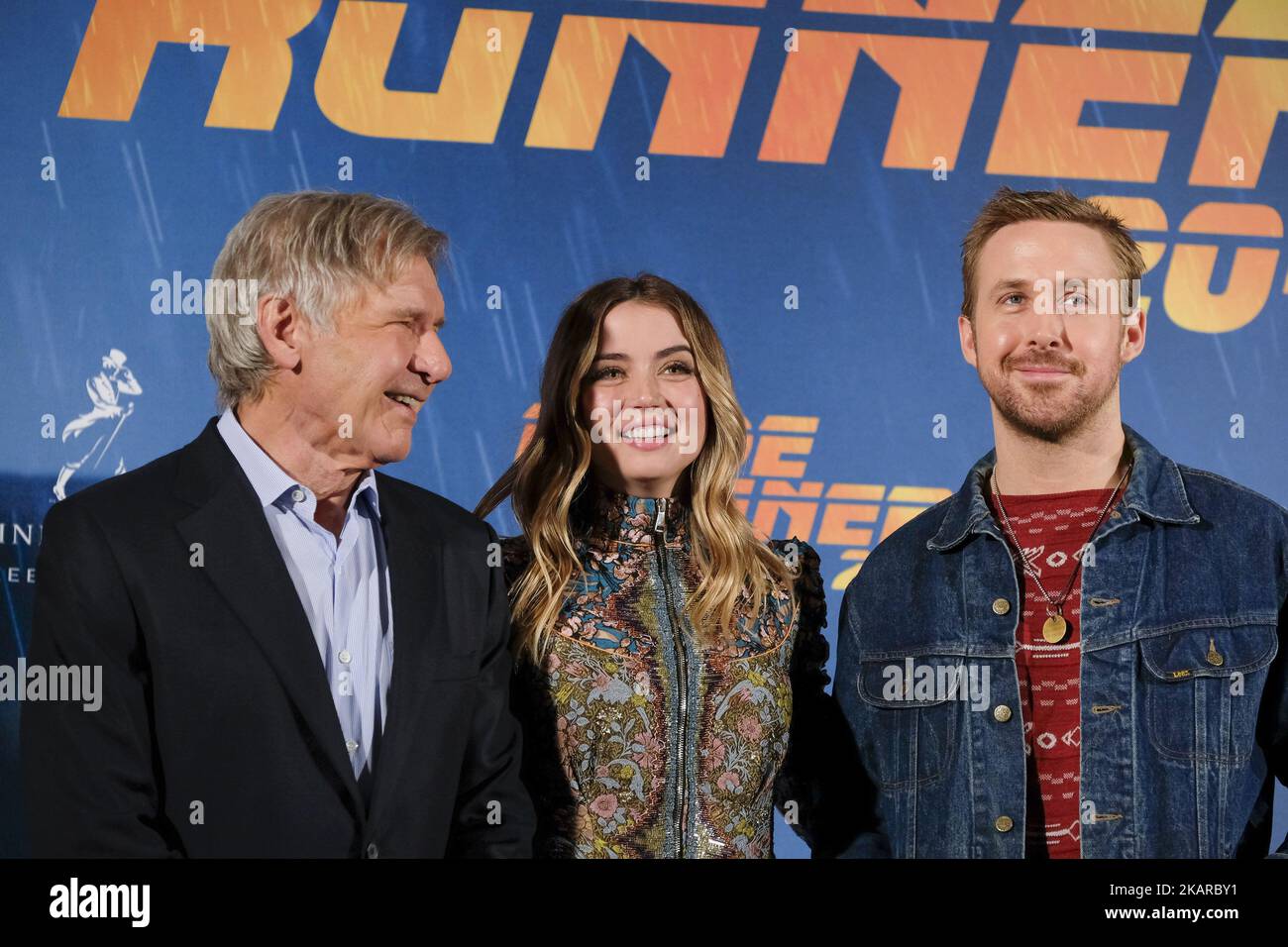 Harrison Ford, Ana de Armas and Ryan Gosling poses during the photocall ...