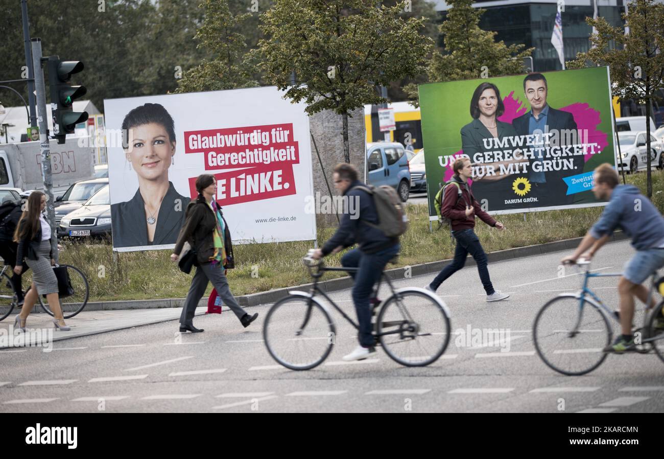 Left wing posters hi-res stock photography and images - Alamy