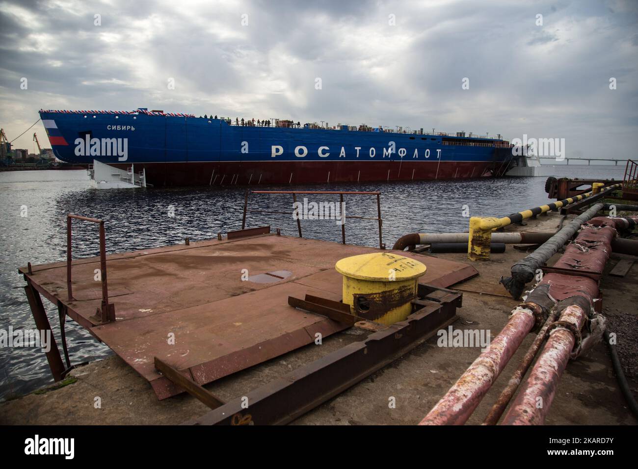 Sibir icebreaker hi-res stock photography and images - Alamy