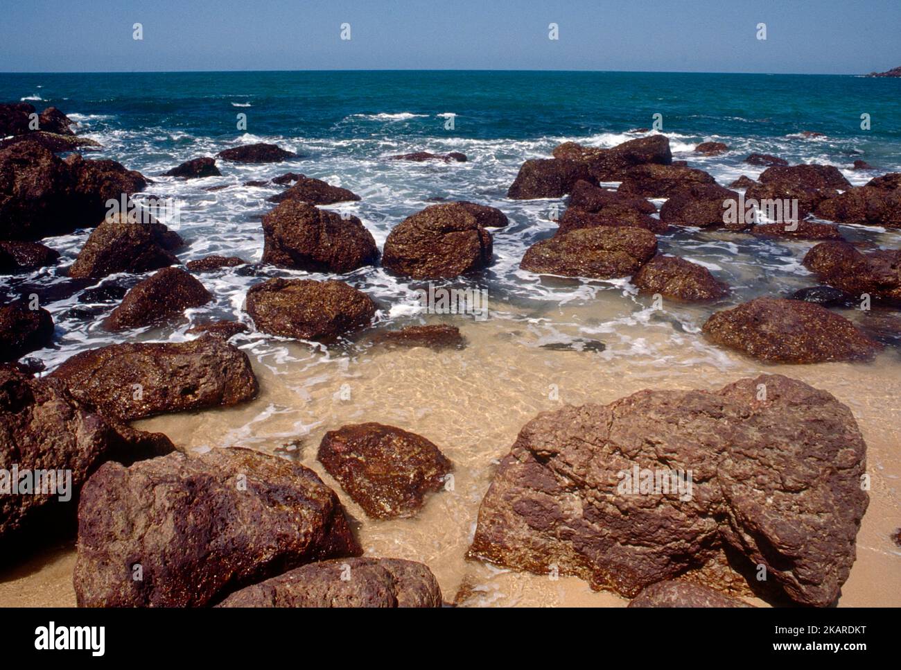 Devgad beach hi-res stock photography and images - Alamy
