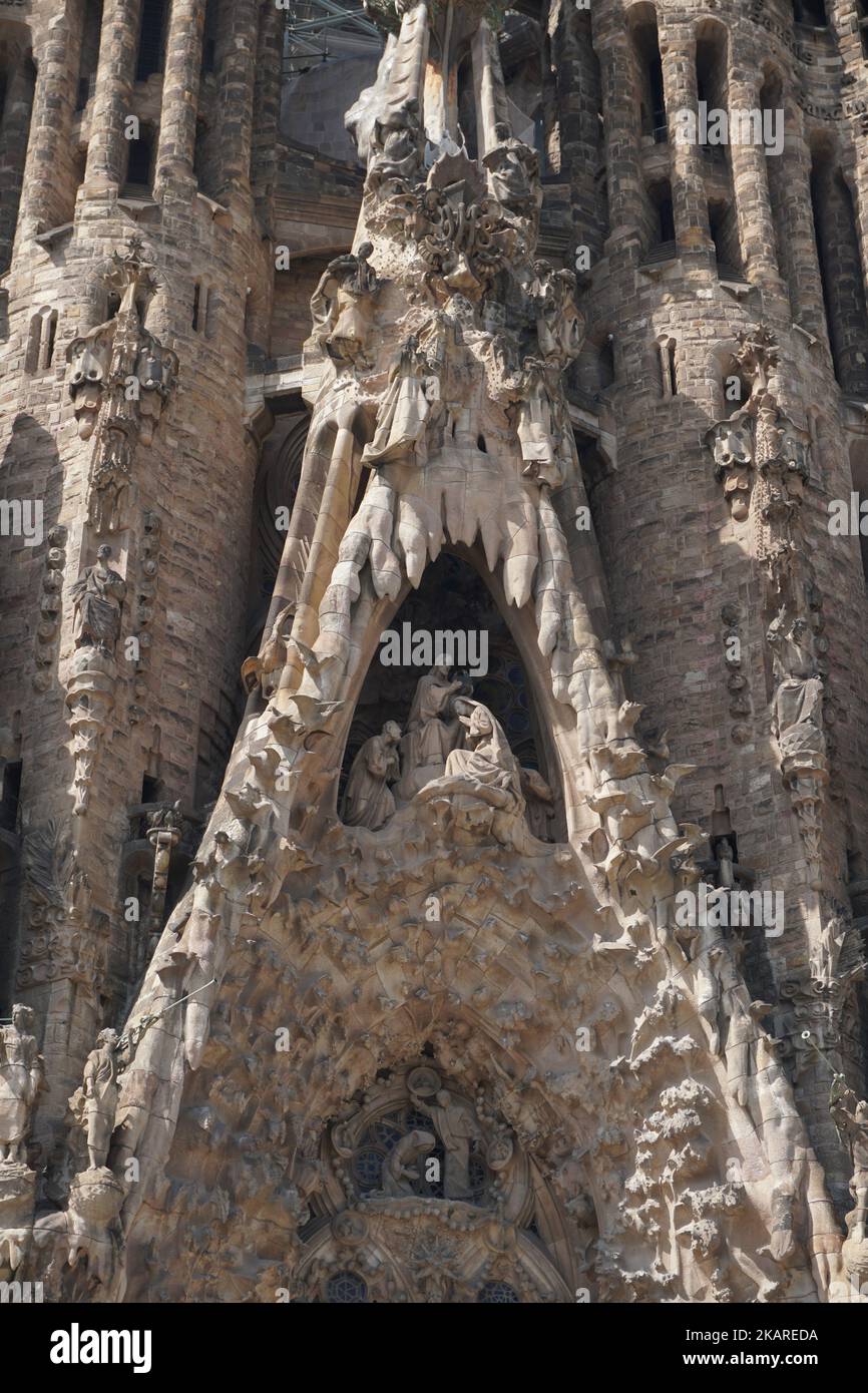 The Basílica i Temple Expiatori de la Sagrada Família, in Spanish ...