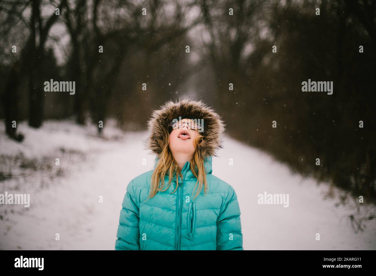 Tween tongue hi-res stock photography and images - Alamy
