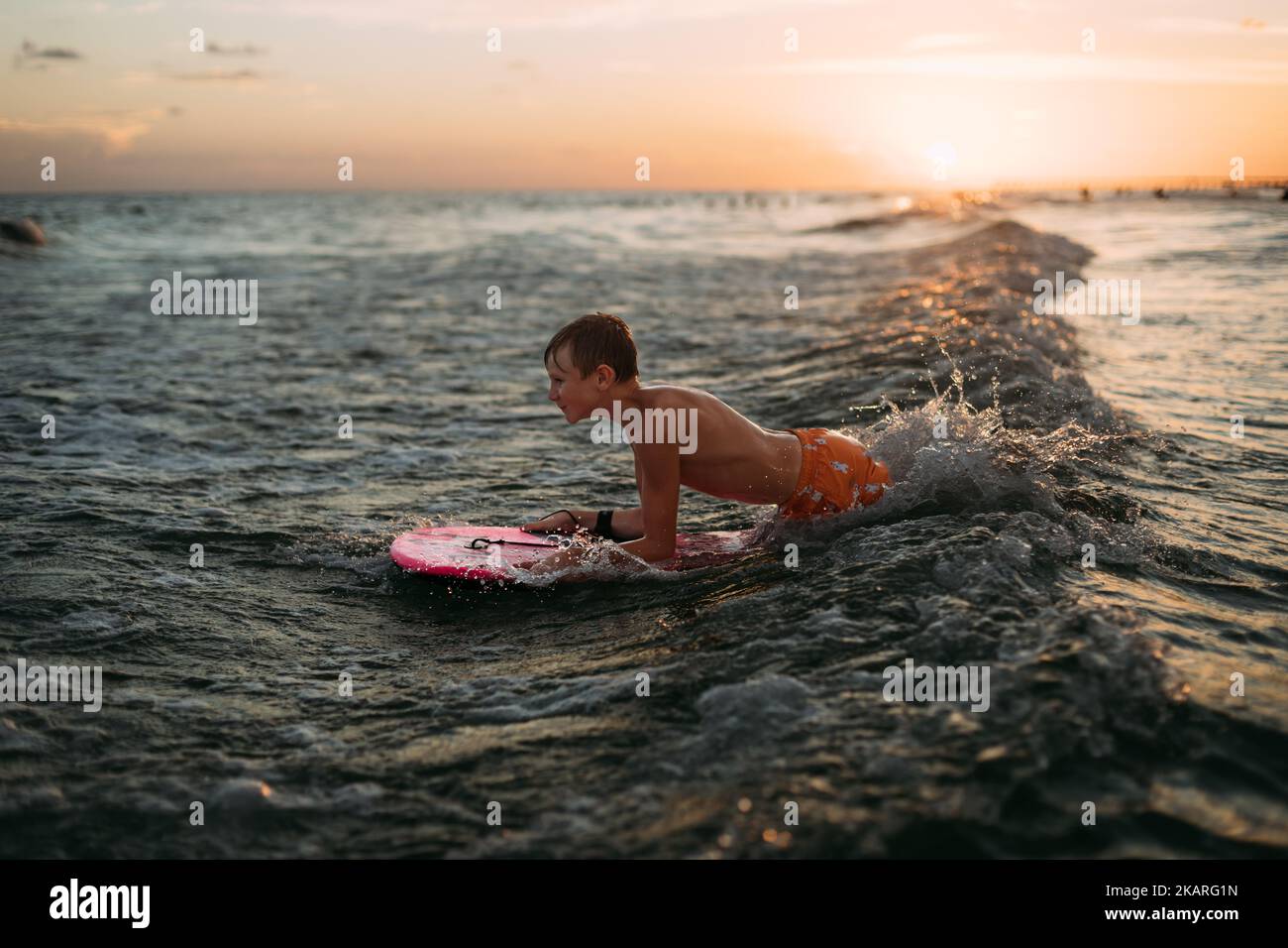 Ocean wakeboard hi-res stock photography and images - Alamy