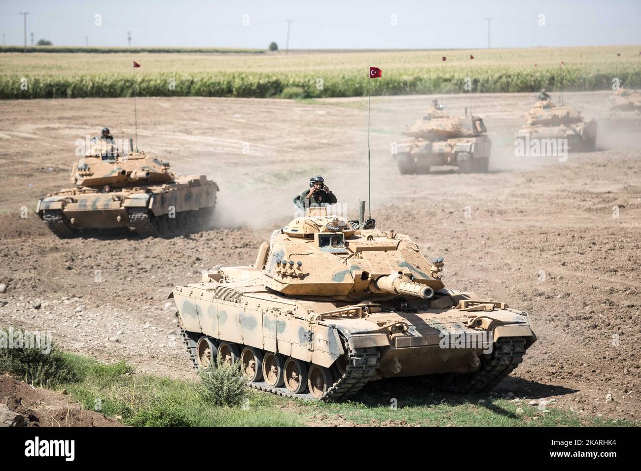 Turkish and Iraqi armament a joint military exercise on the Turkish ...