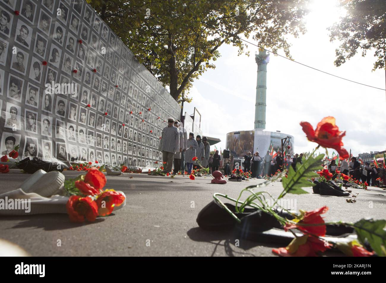 Mek paris hi-res stock photography and images - Alamy