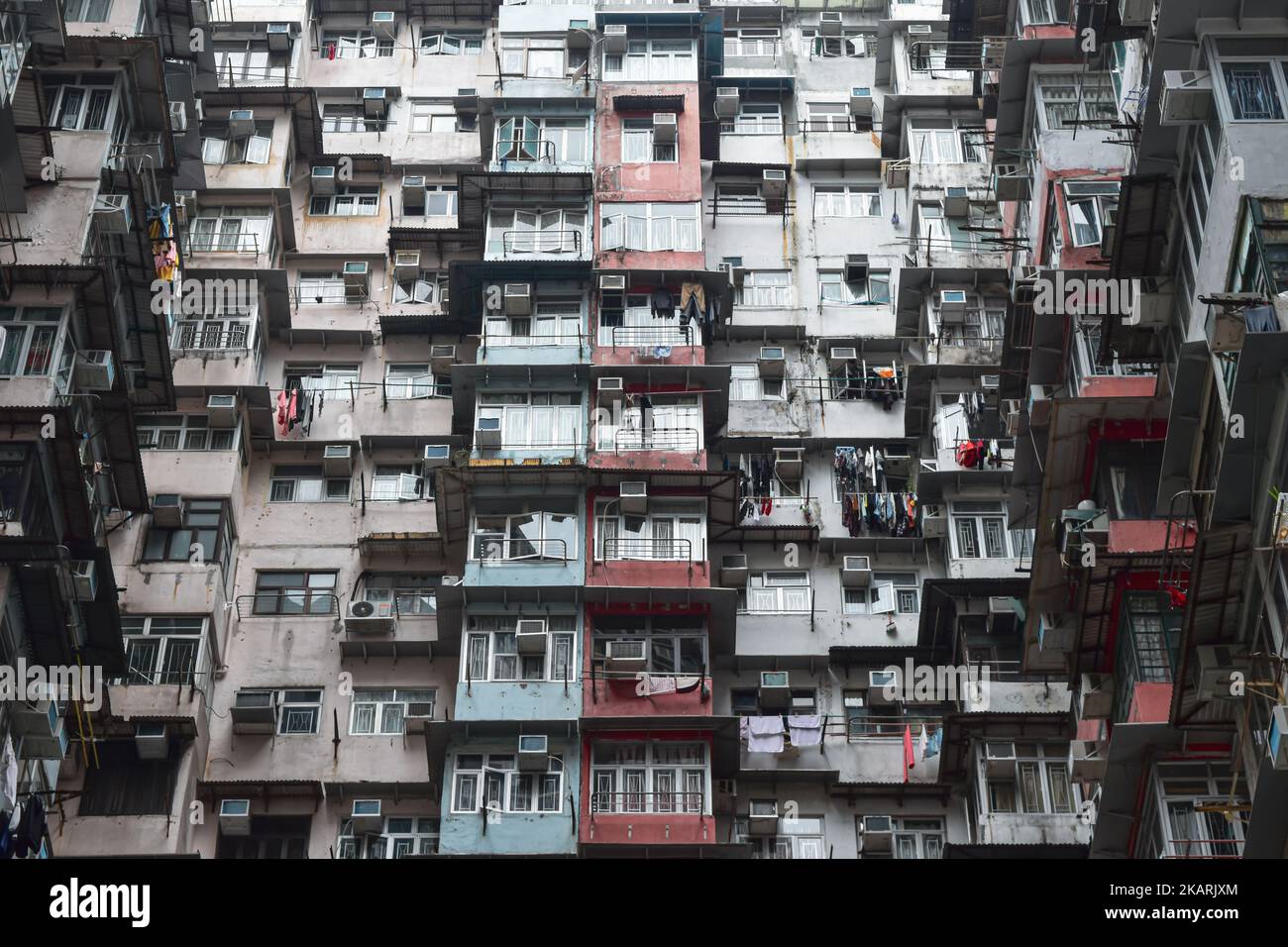 Hongkong monster building hi-res stock photography and images - Alamy