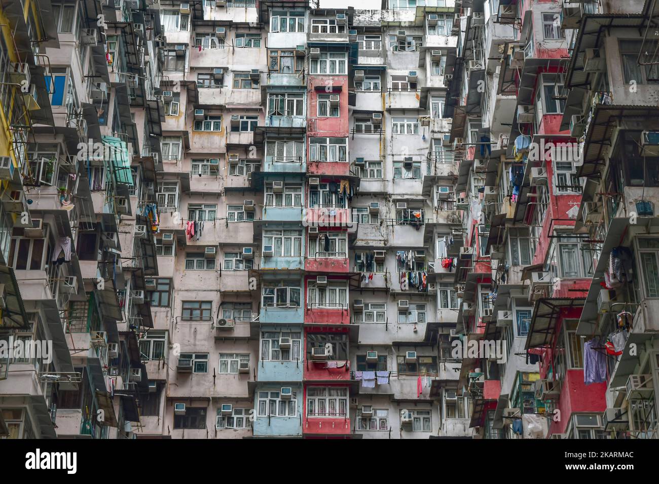 Hongkong monster building hi-res stock photography and images - Alamy