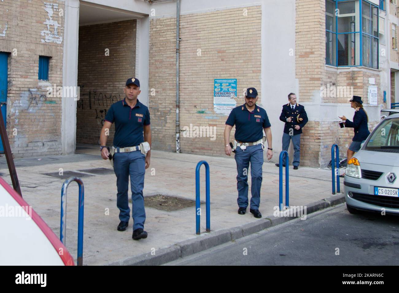 Over 700 people from the State Police, Armed Forces, and the Guardia of ...