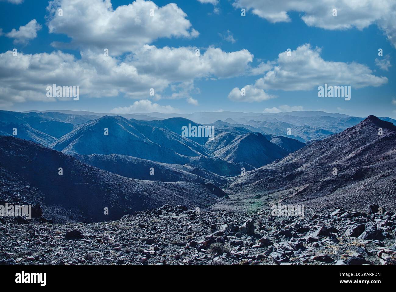 Landscape and mountain terrain of Saudi Arabia Stock Photo - Alamy