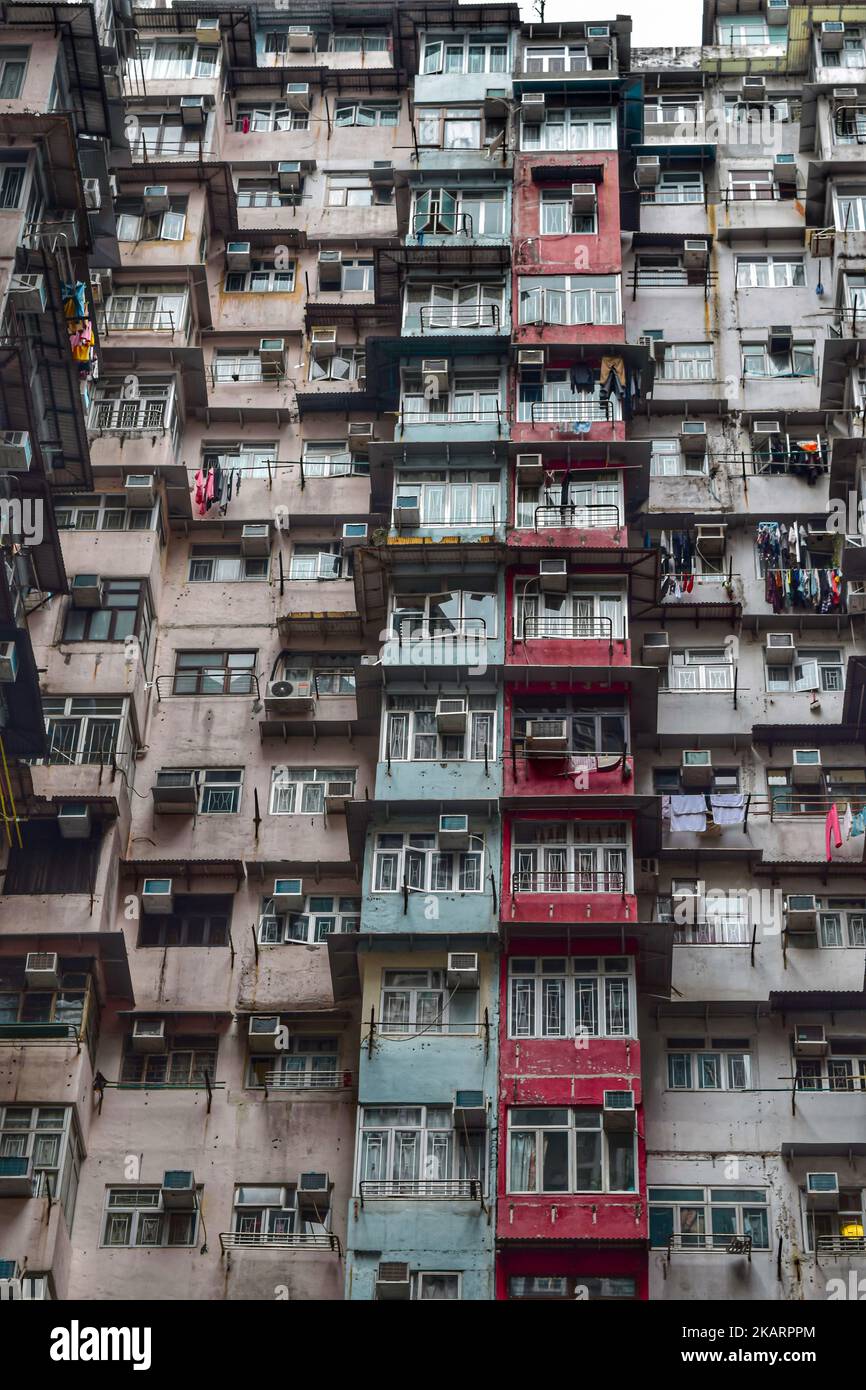 Hongkong monster building hi-res stock photography and images - Alamy