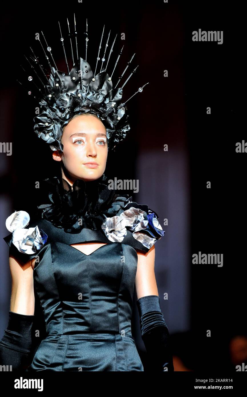 fashion models represents different designers clothes from Ceneca - Red ...