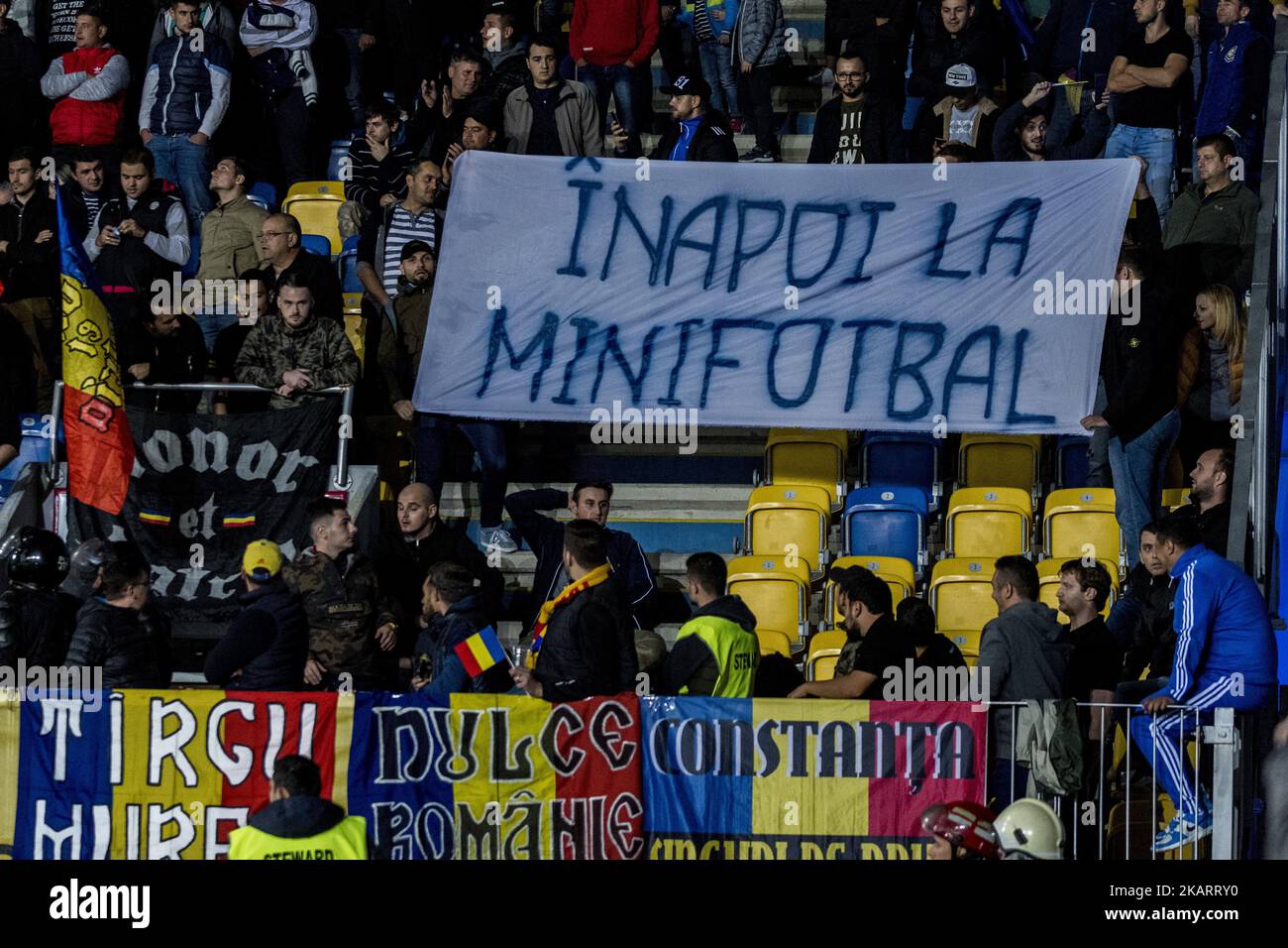 Romanian fans during the World Cup qualifying campaign 2018 game ...