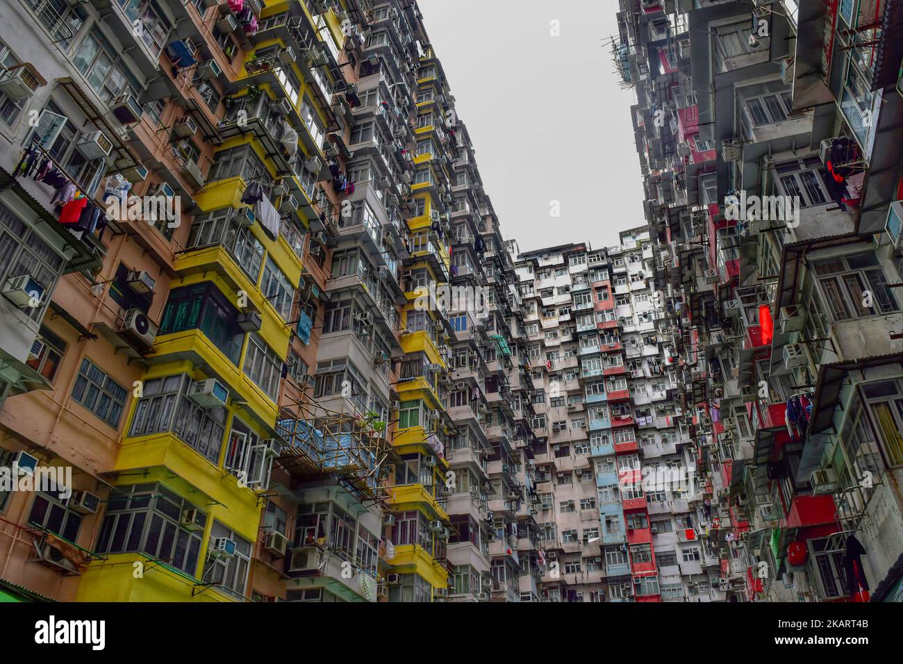 Hongkong monster building hi-res stock photography and images - Alamy