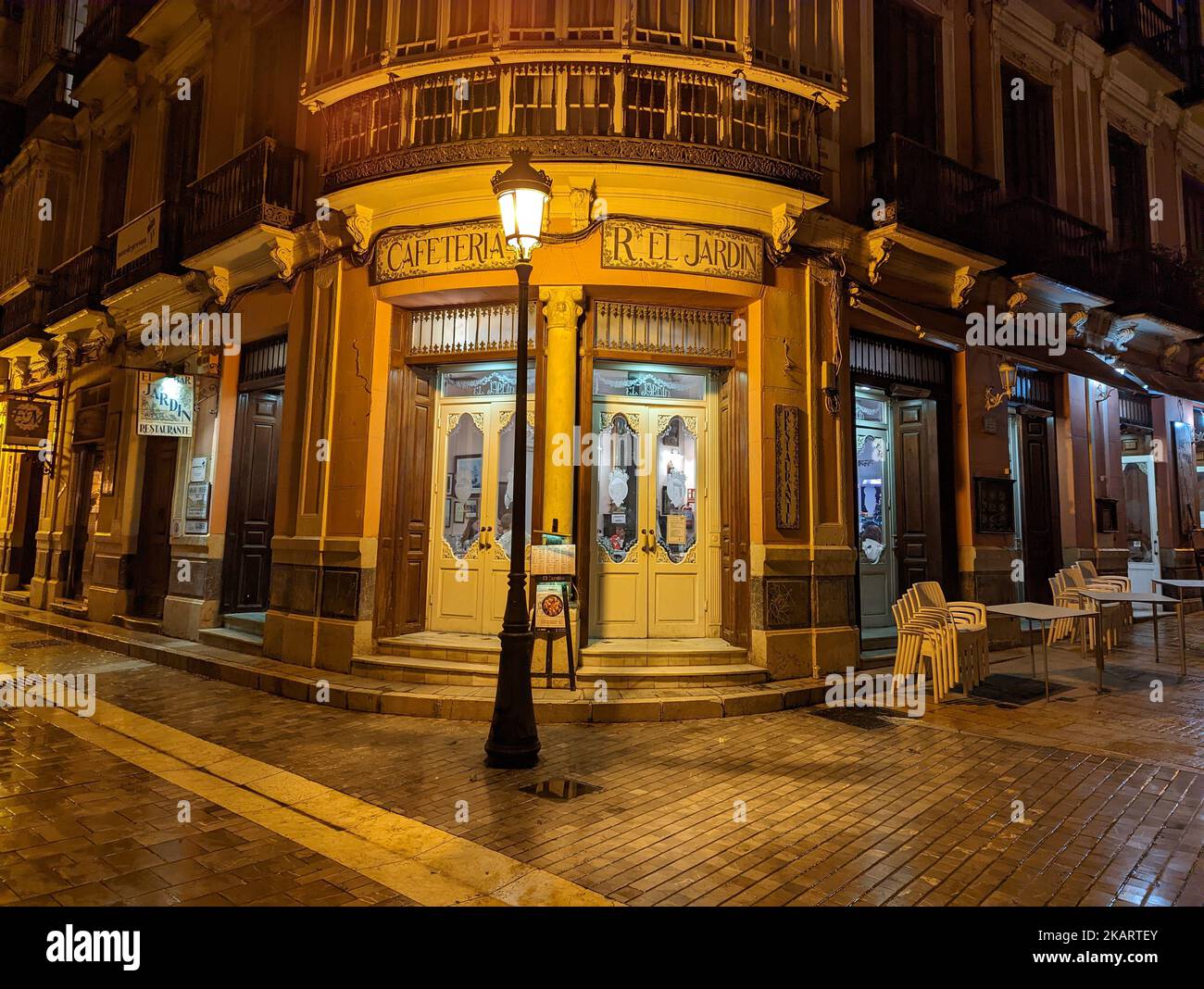 Old cafeteria hi-res stock photography and images - Alamy