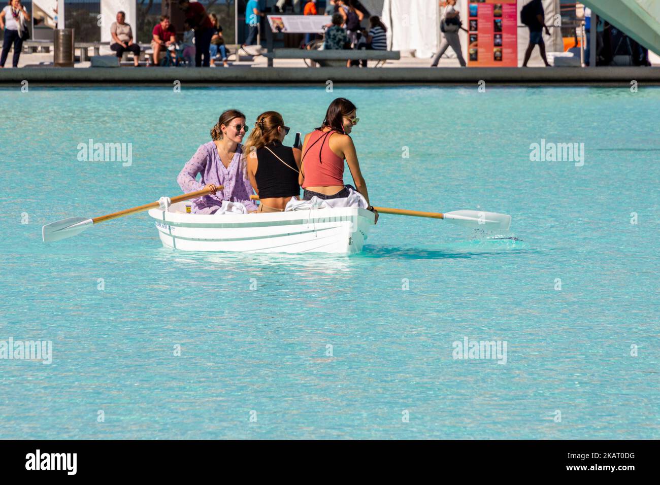 Valencia boating lake hi-res stock photography and images - Alamy
