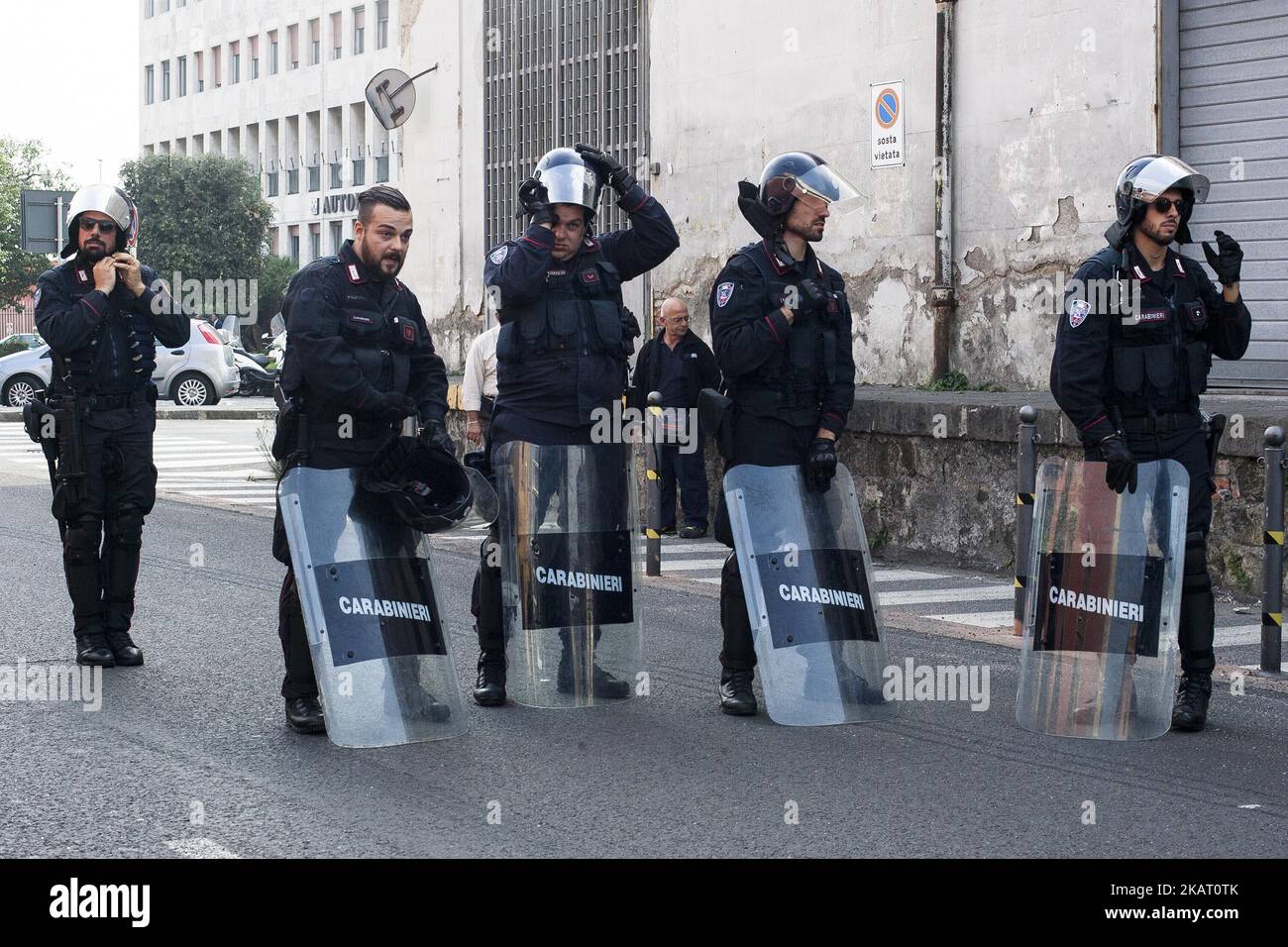 Police check on people in port of Naples for G7 Interior Ministers ...