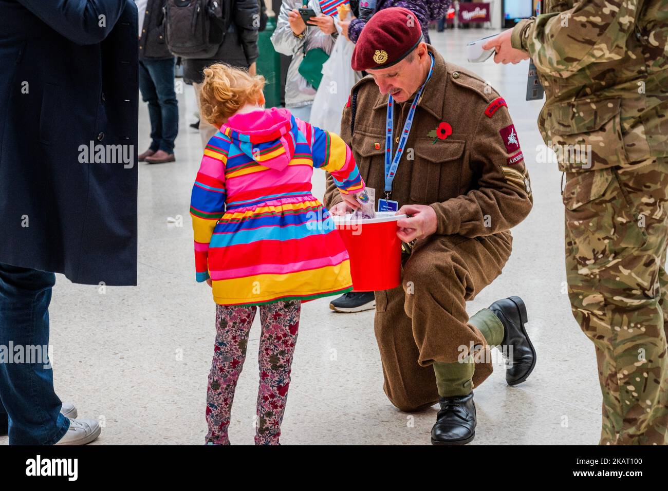 London, UK. 3rd Nov, 2022. Living History re-enactors keep alive the ...