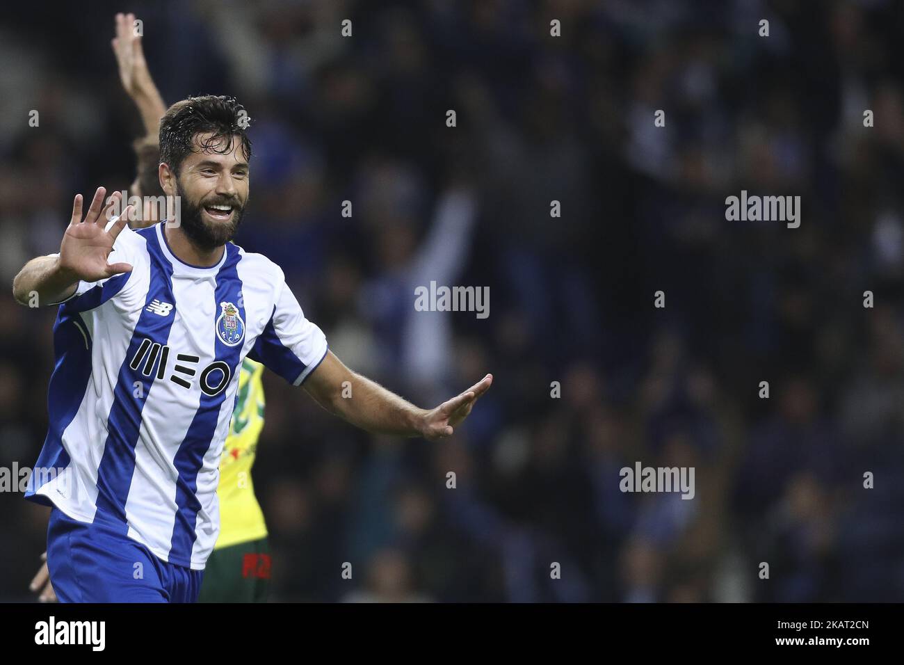 Estadio de dragao stadium hi-res stock photography and images - Alamy