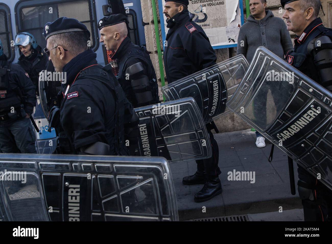 to day under municipality of Naples sit-in of the activist Lorenzo ...