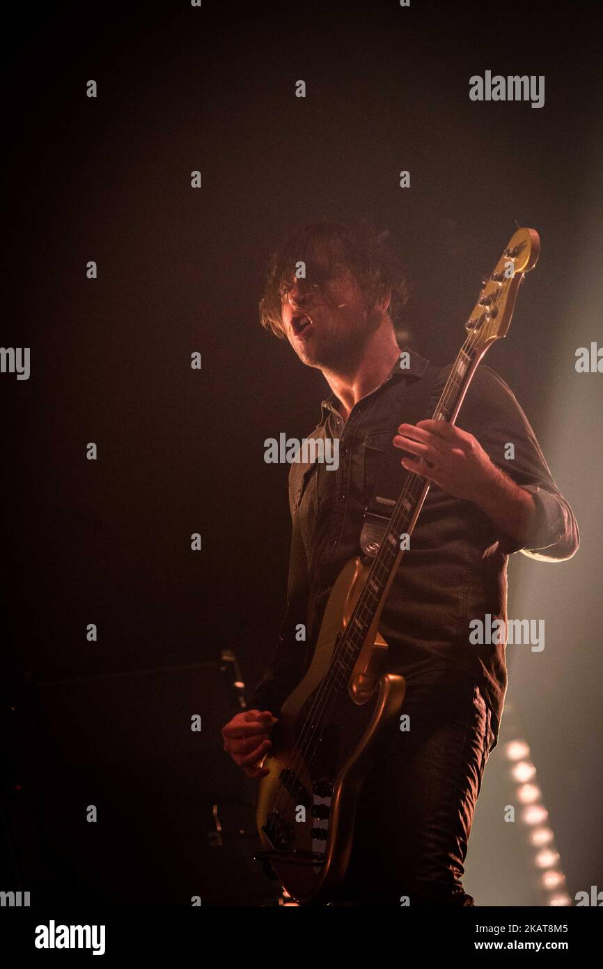 Michael shuman queens stone age hi-res stock photography and images - Alamy
