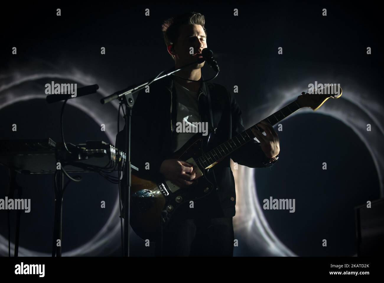 Dominic 'Dot' Major of English indie pop band London Grammar perform on ...