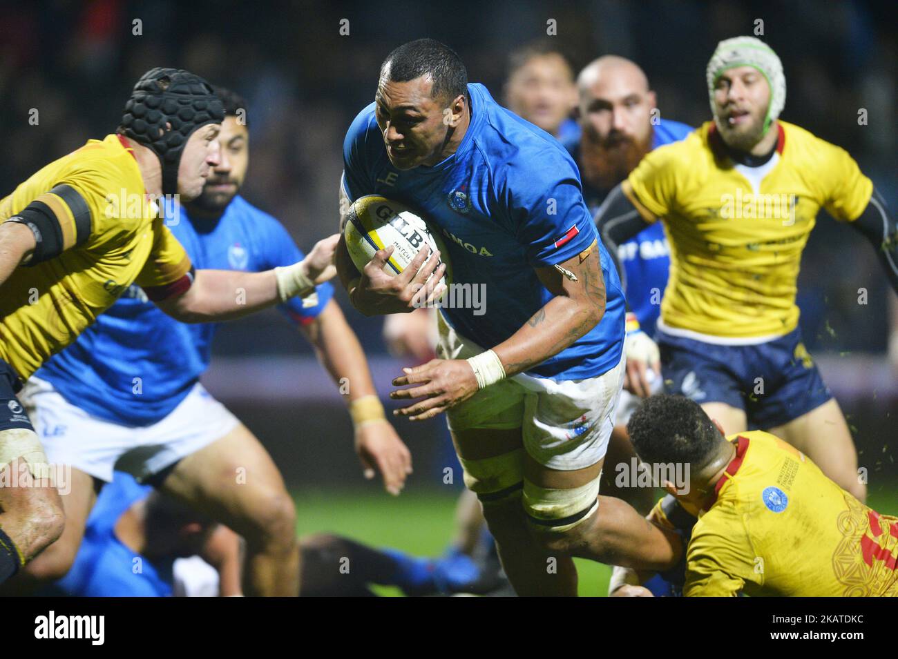 Samoas hi-res stock photography and images - Alamy