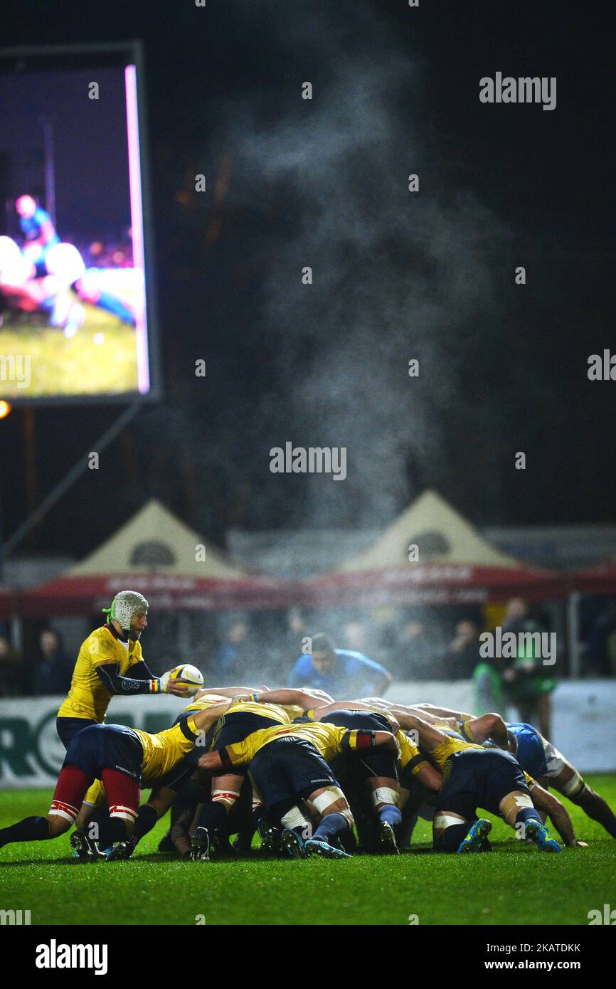 Smog due to the cold weather during a battle between the two teams ...