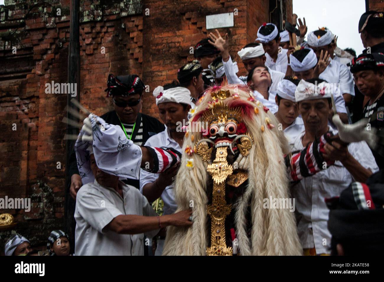A trance ritual ceremonies at the village Pakraman Pengerebongan ...