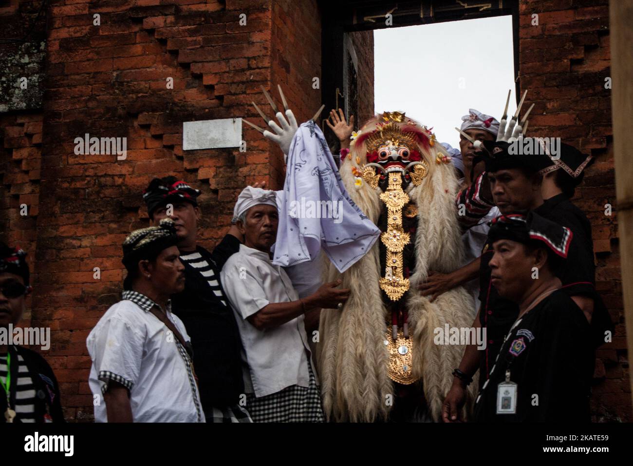 A trance ritual ceremonies at the village Pakraman Pengerebongan ...