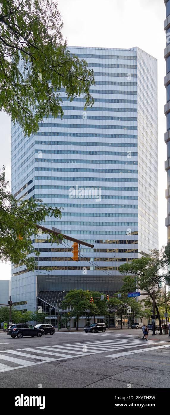 Downtown cleveland ohio streetscape hi-res stock photography and images ...