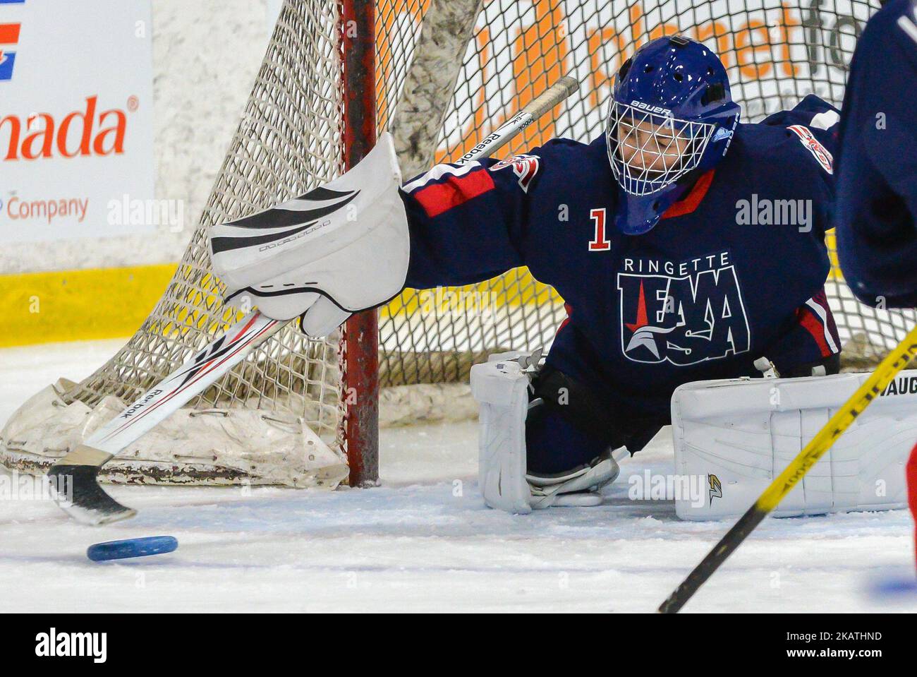 Ringette player hi-res stock photography and images - Alamy