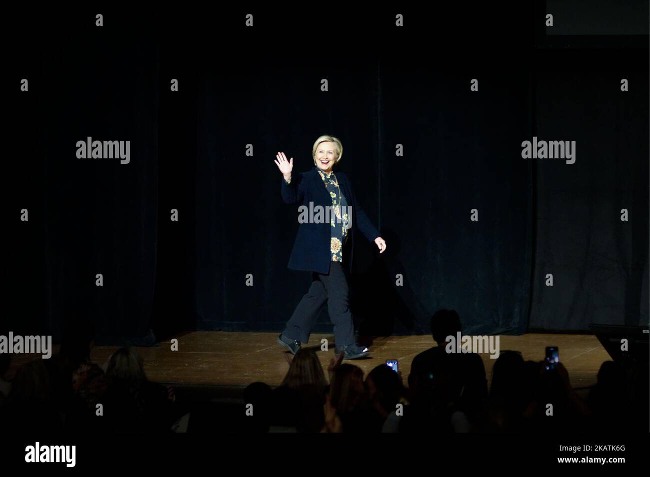 Stage photo book tour hi-res stock photography and images - Alamy