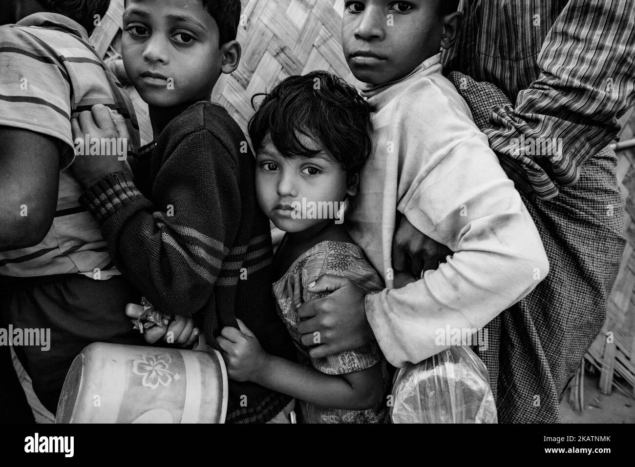 Children food distribution queue hi-res stock photography and images ...